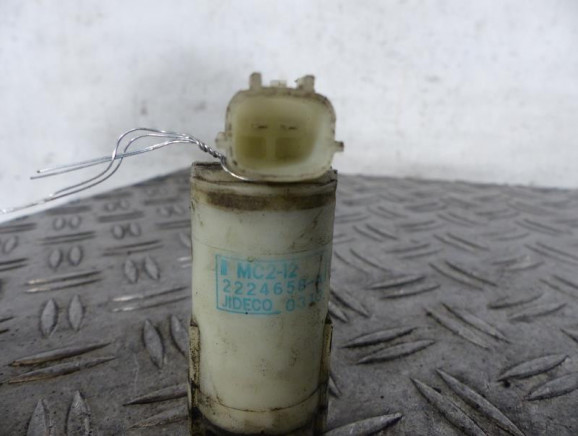 Pompe lave glace avant NISSAN NV200