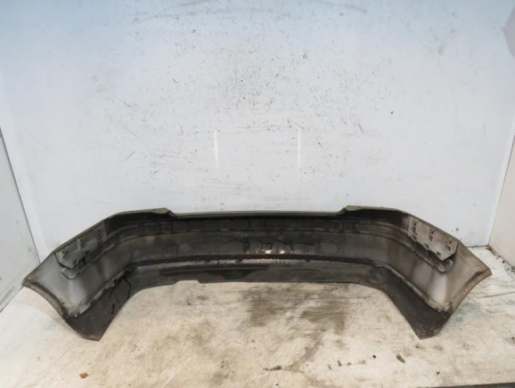 Pare choc arriere VOLKSWAGEN BORA