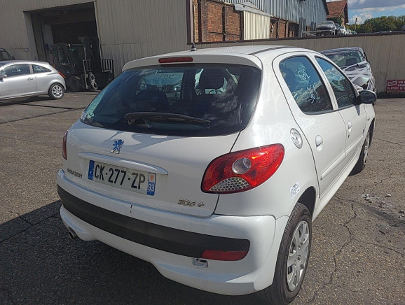 Capot PEUGEOT 206+